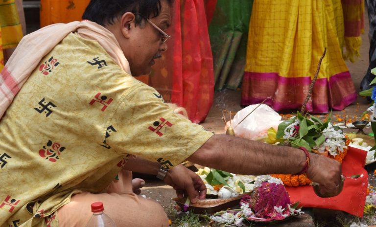 Pitru Paksha 2025: Dates, Rituals, Dos and Don’ts of Shradh